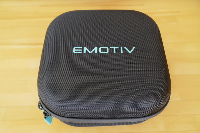 EMOTIV Insight 2.0 | 脳波(EEG) 解析 ワイヤレス ヘッドセット | 海外ハードウェアの購入代理店ならUNIPOS(ユニポス)